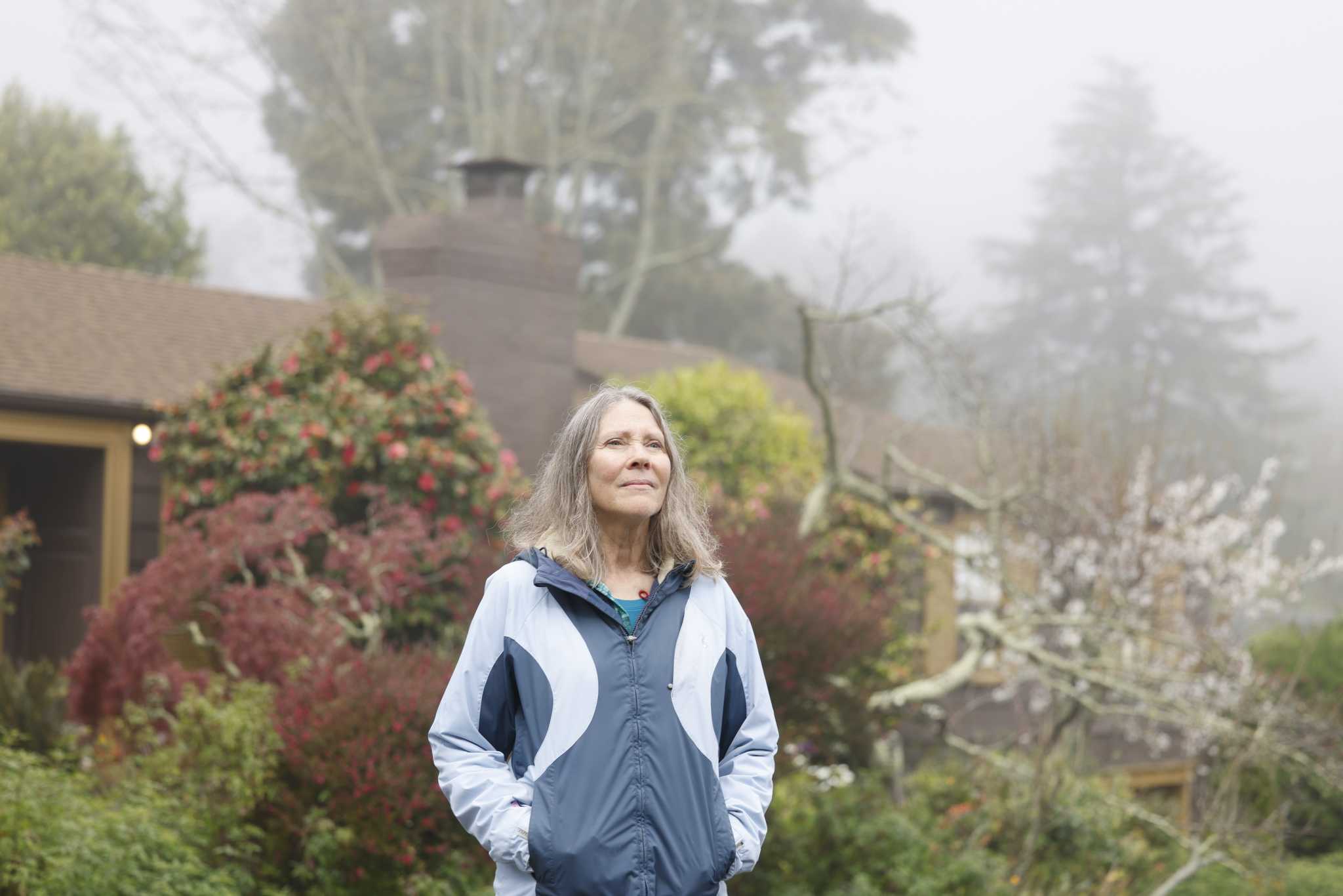 Berkeley poised to ban most plants within 5 feet of fire-risk homes