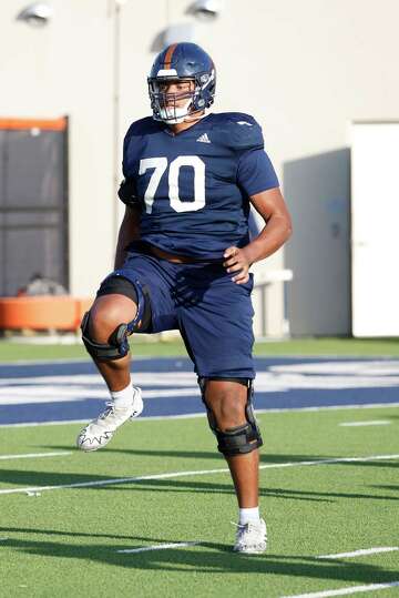 Central Catholic's Marshall embraces opportunity on UTSA O-line