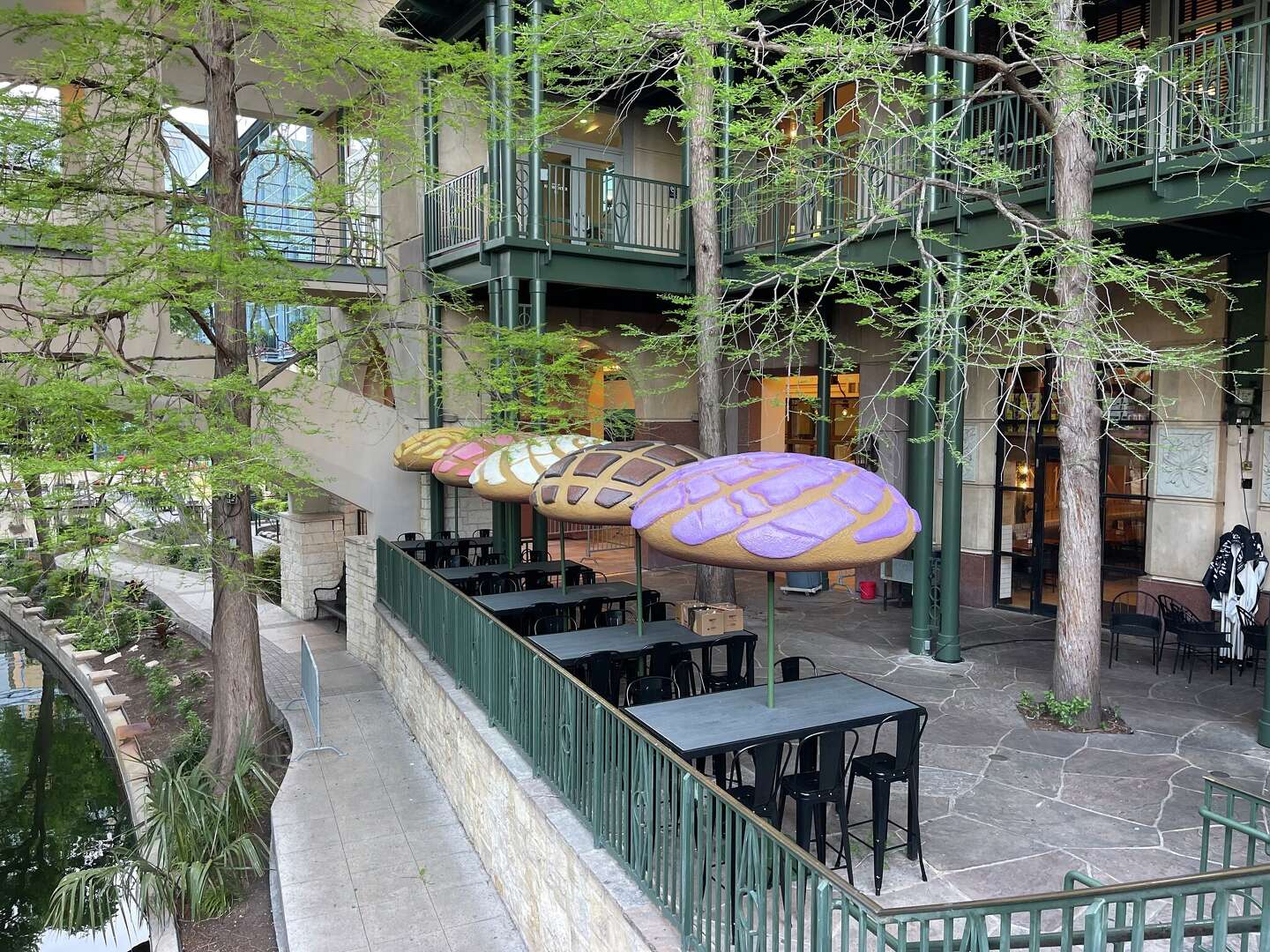 Alamo Biscuit Co. opens 24-hour River Walk location