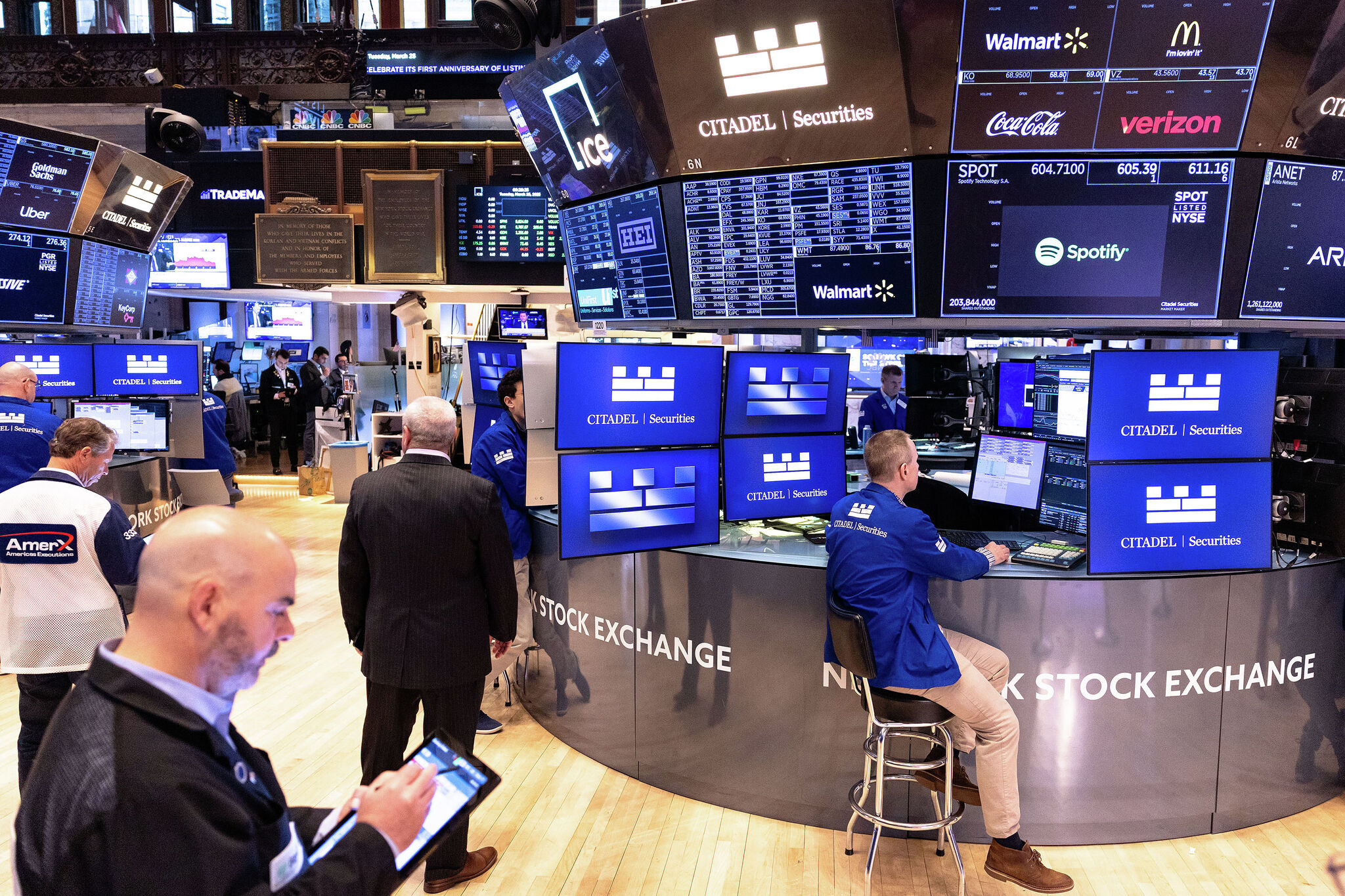 What individual investors can do amid Trump's tariff volatility