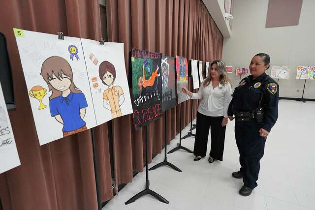 Laredo students use art to highlight dangers of gangs in competition