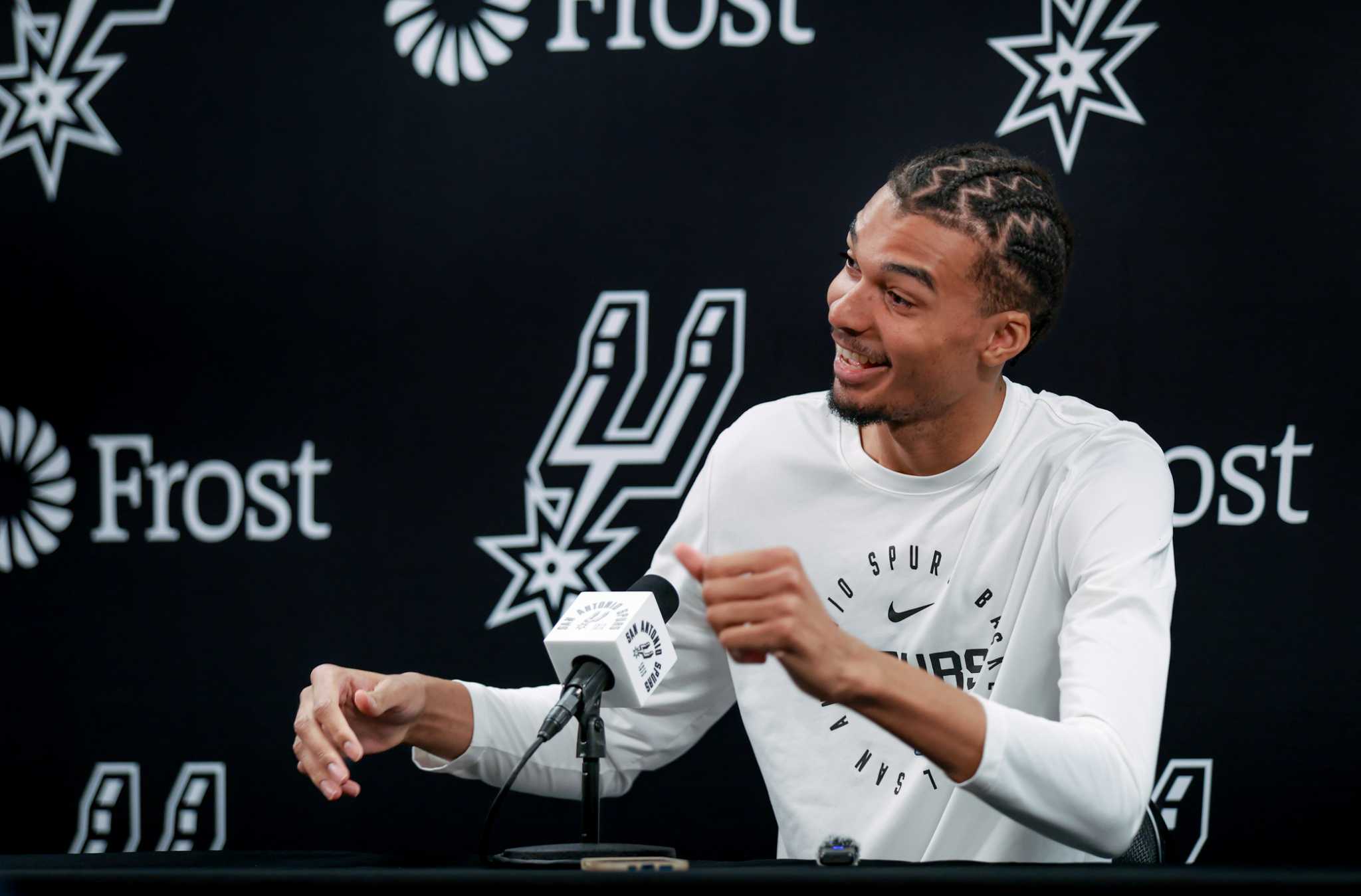 Finger: Spurs ask for a little faith as offseason questions loom