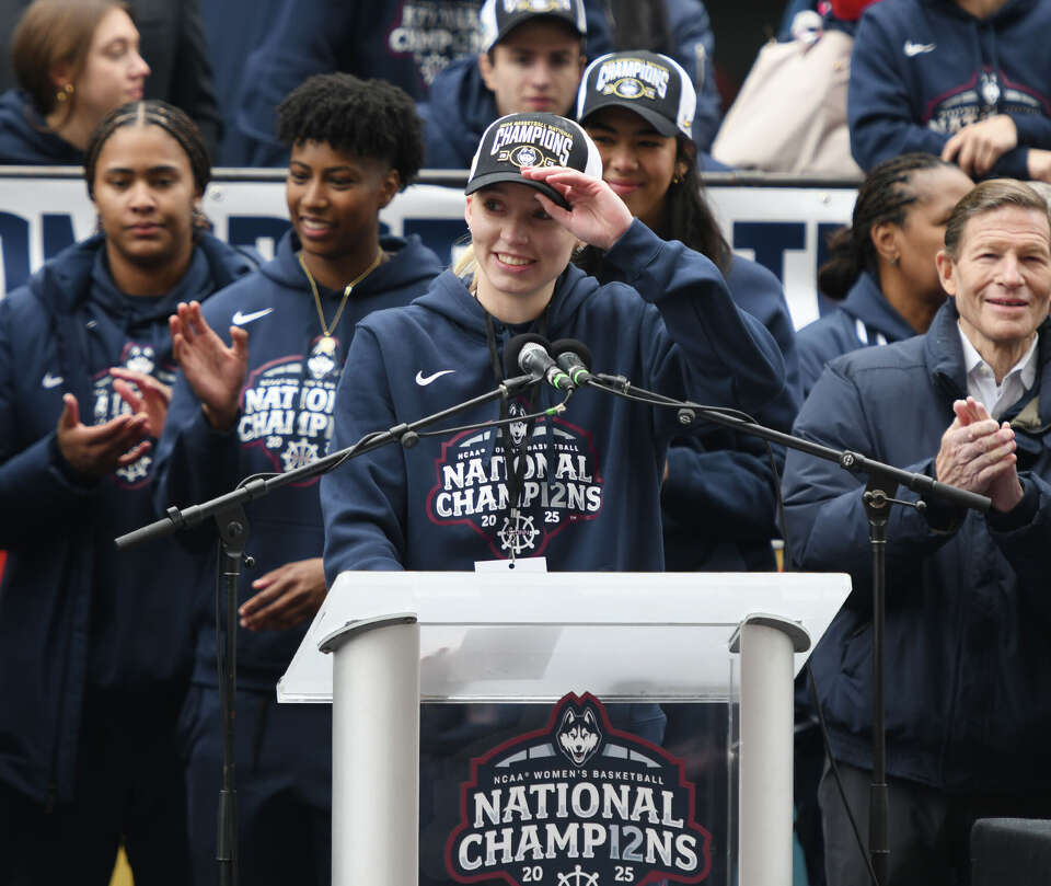 UConn women's basketball fans celebrate NCAA title with parade
