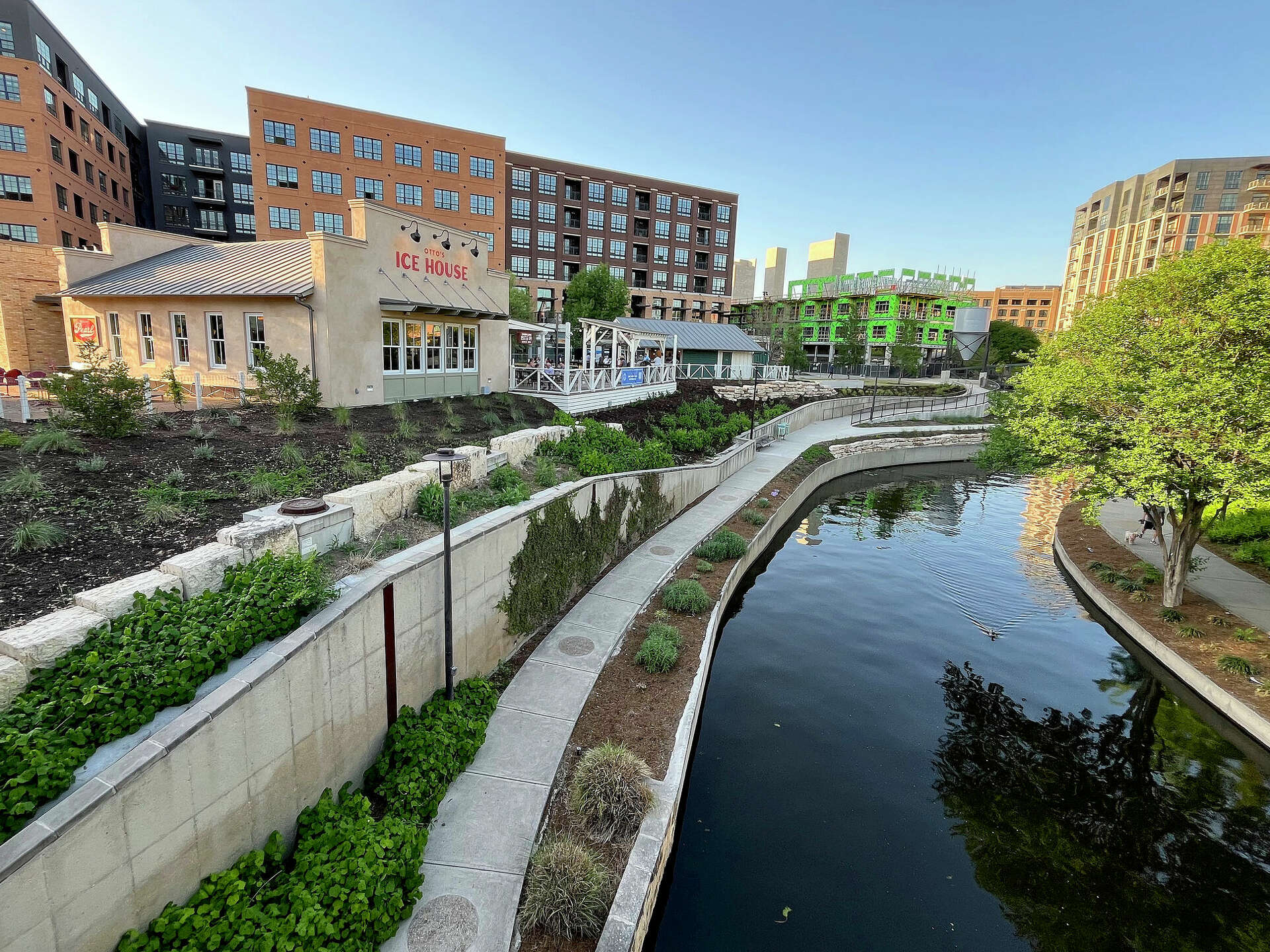 Otto's Ice House opens Tuesday at Pearl with riverside views