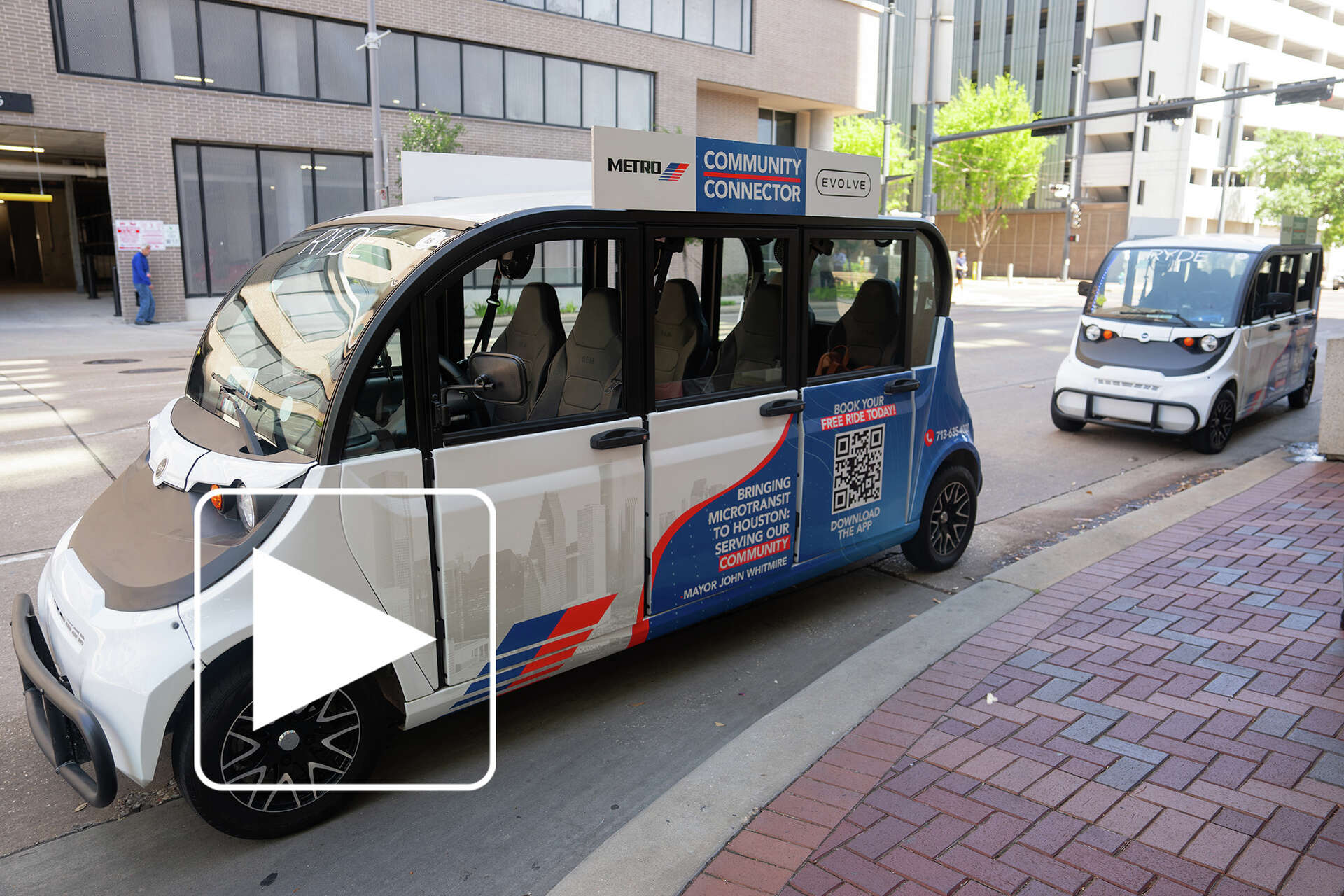 New Heights microtransit is adorable. Metro still needs a big vision.