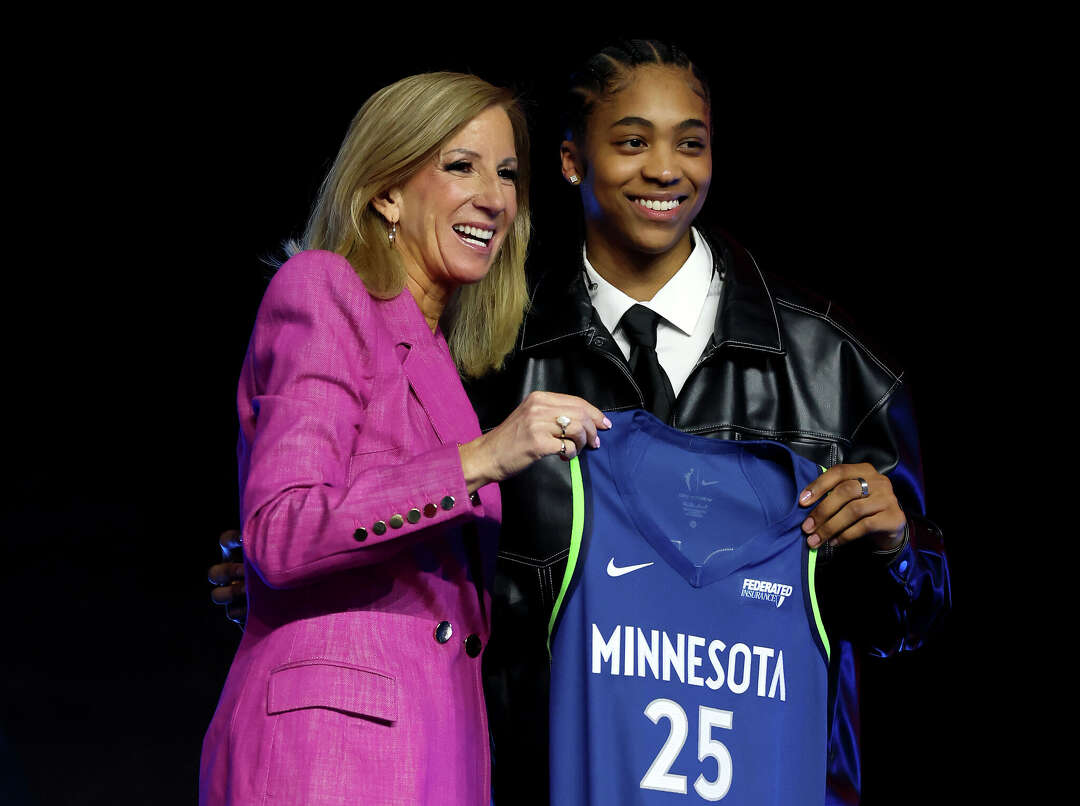 UConn's Kaitlyn Chen, Aubrey Griffin selected in WNBA Draft