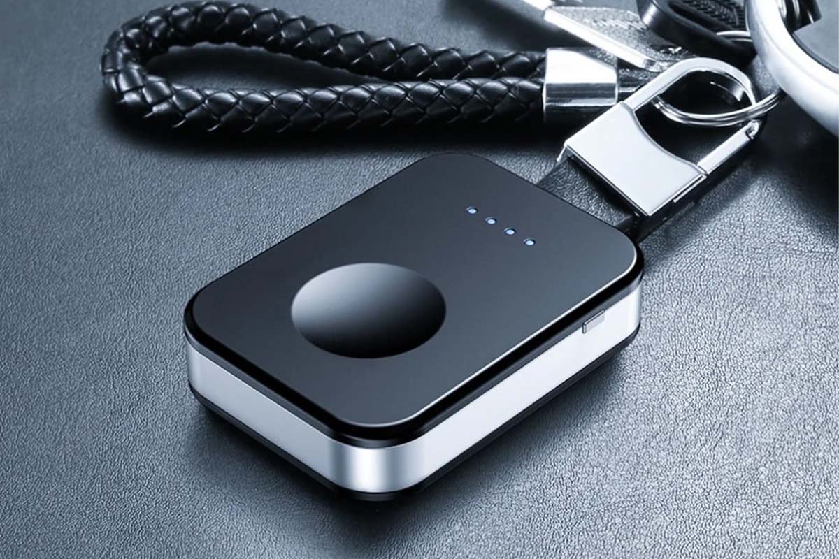 Extra hours for your Apple Watch charge: Keychain charger under $15