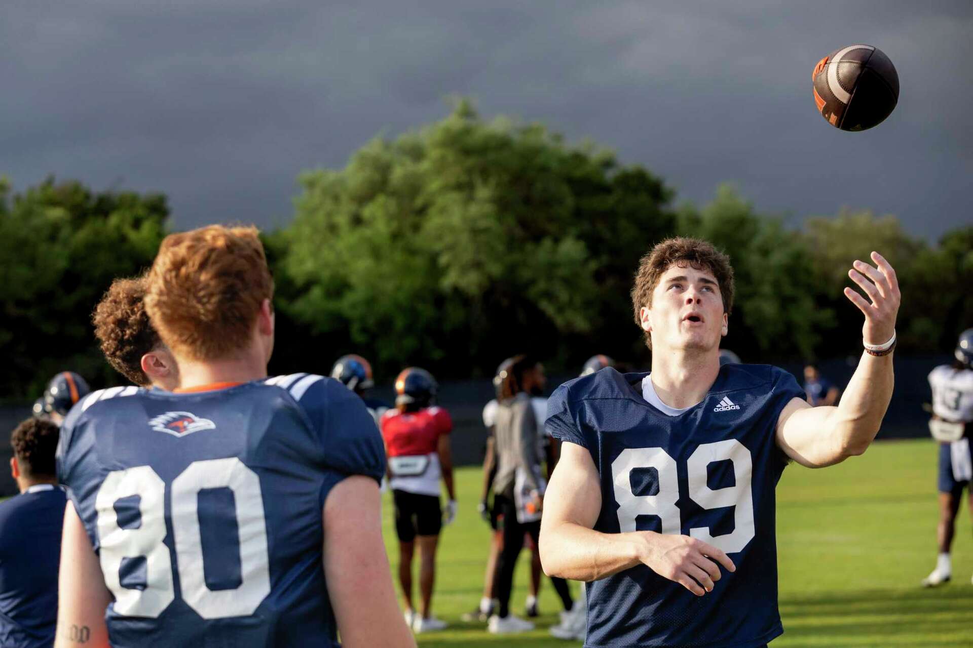 Houston Thomas leads UTSA football's standout tight end trio