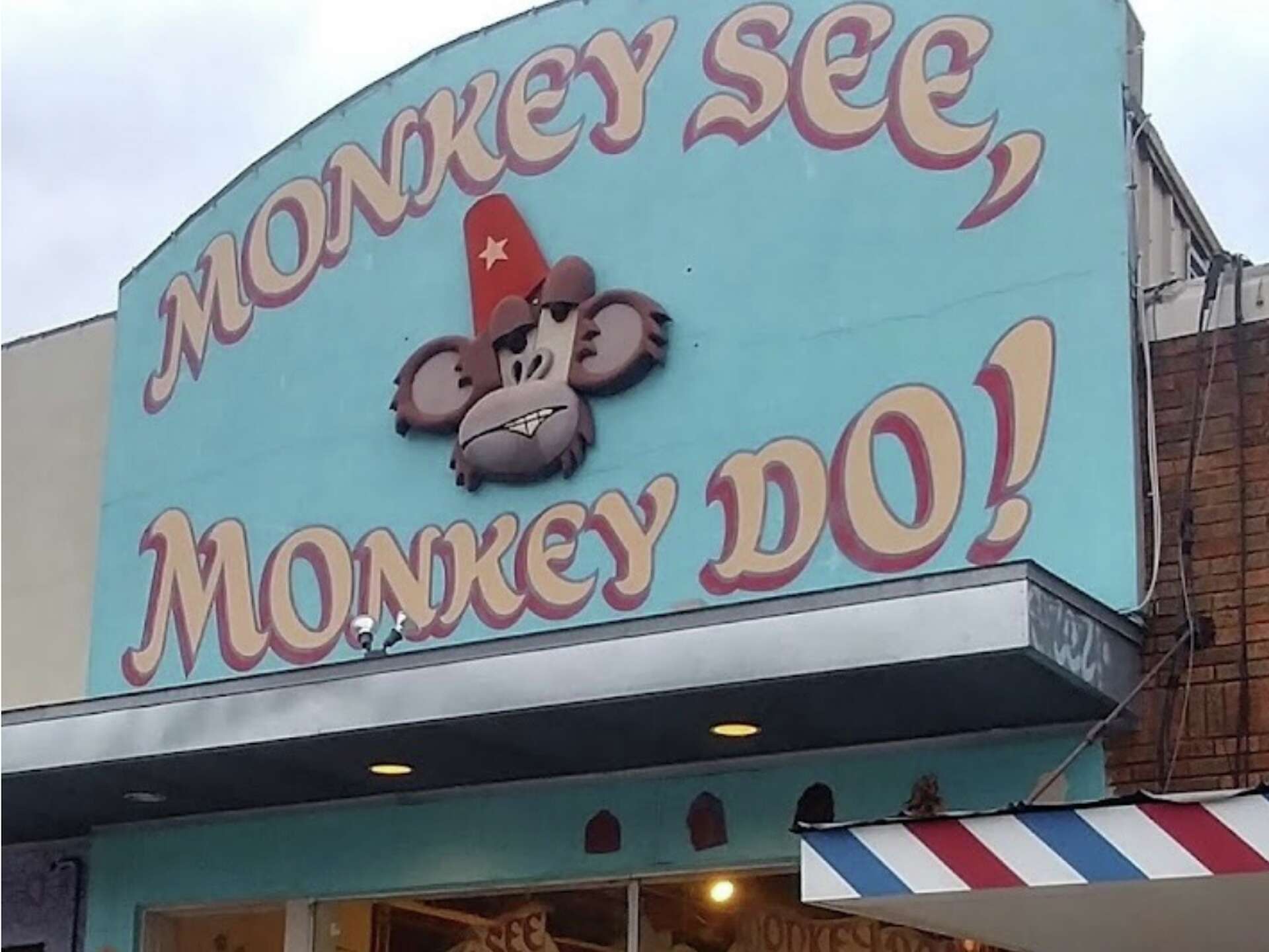 Beloved Austin toy shop moves into new home after 20 years