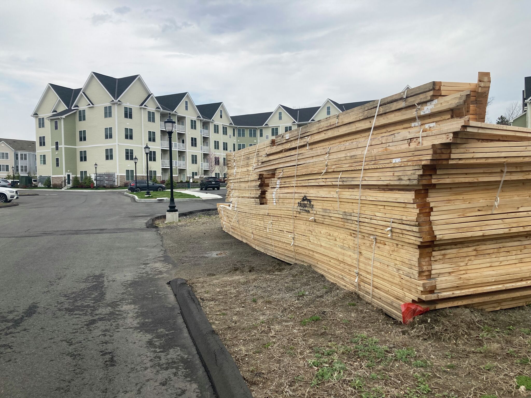 Darien beaches Pear Tree Point Beach and Weed Beach summer hours