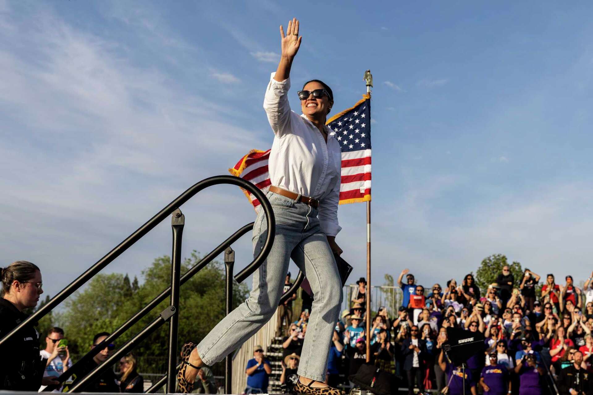 Bernie Sanders, AOC draw thousands to red California district