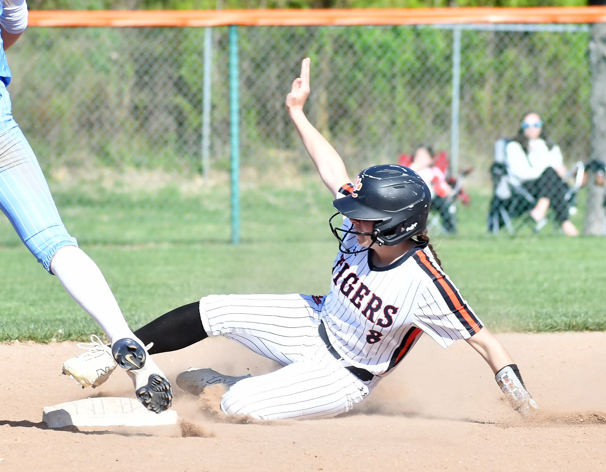Edwardsville softball hits three homers in road win