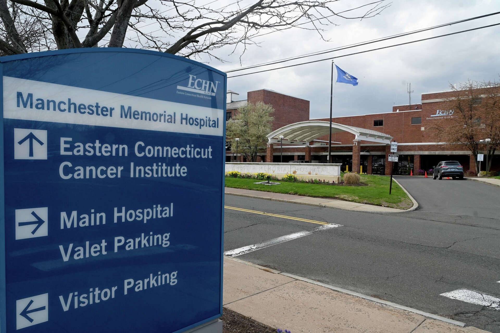 CT hospital owner’s bankruptcy fees top $77M as RI hospitals teeter