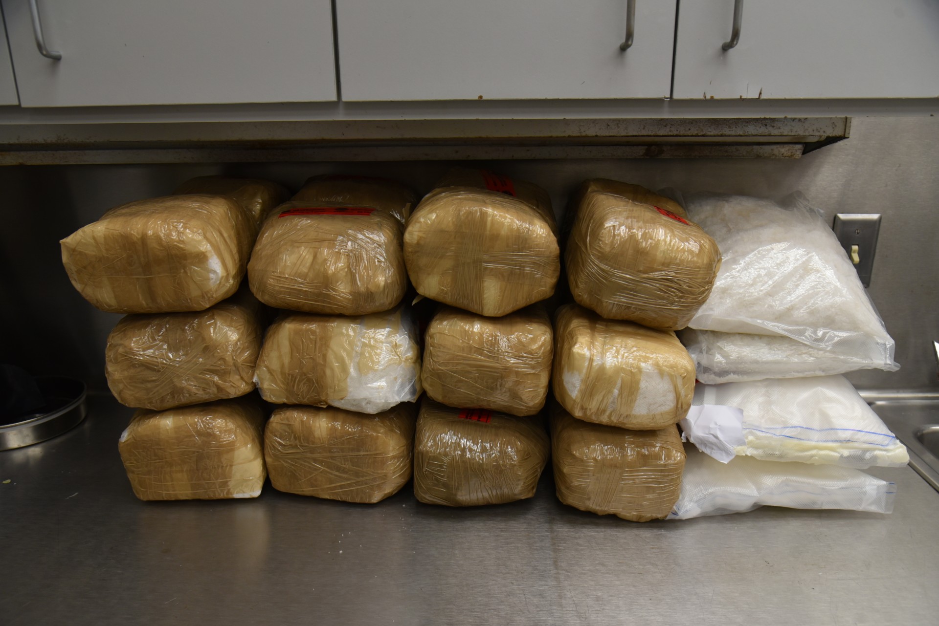Laredo CBP officers seize $1M in meth at Colombia Solidarity Bridge