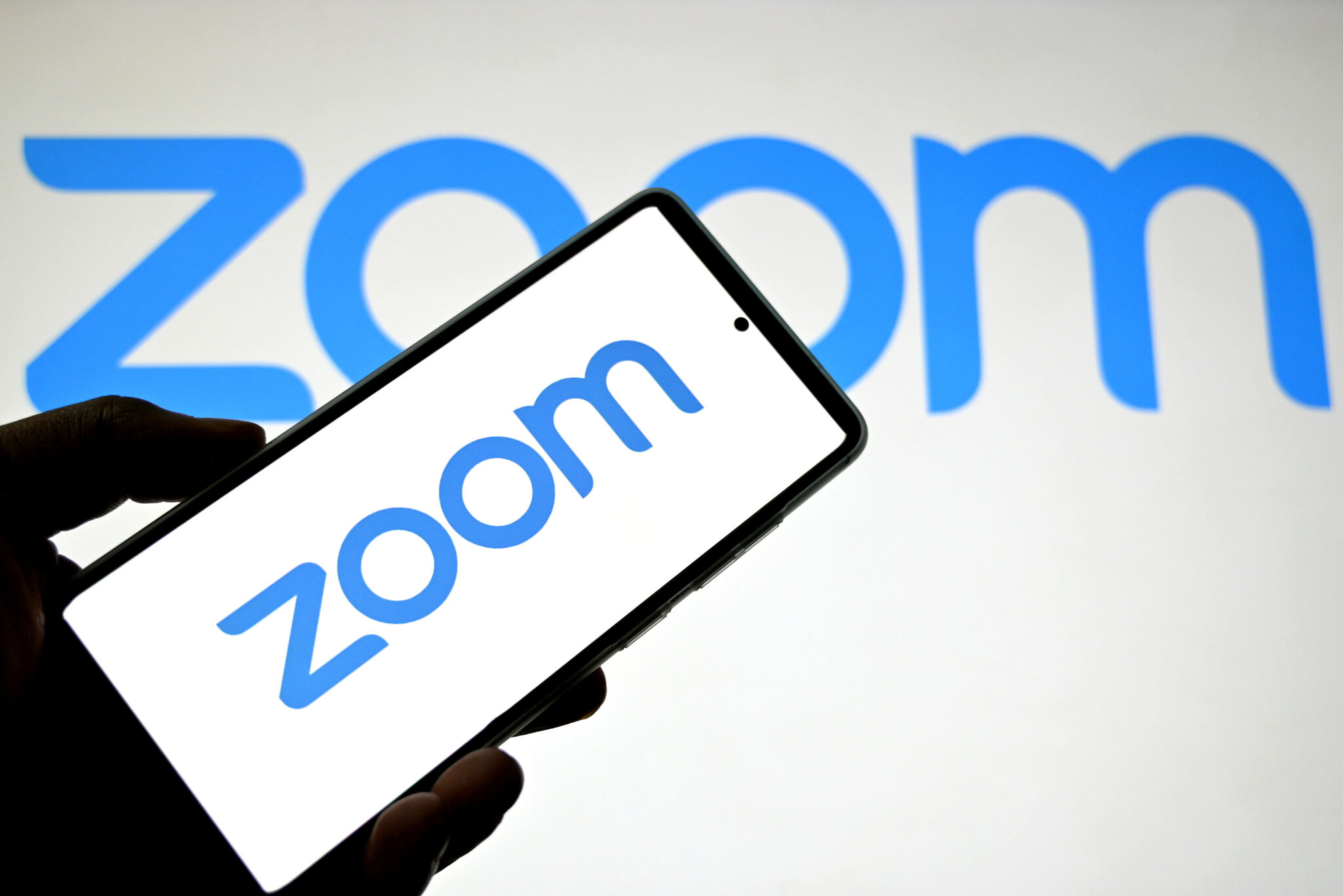 Zoom outage impacts thousands, users report website and app issues