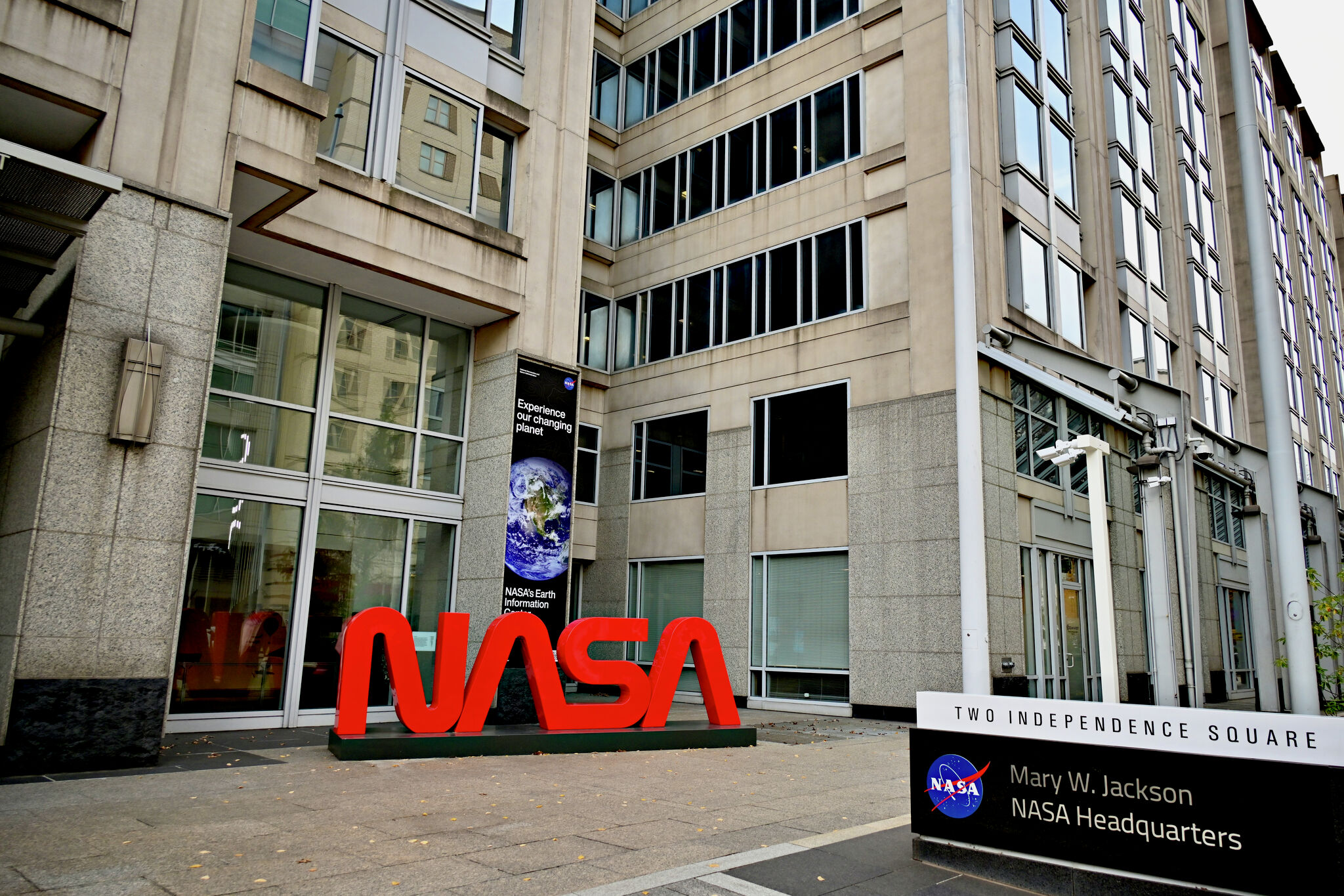 Texas lawmakers call for NASA headquarters to relocate to Houston