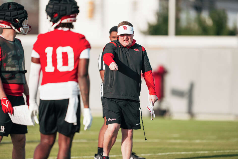 New Houston DC Austin Armstrong persistent in chasing coaching dream