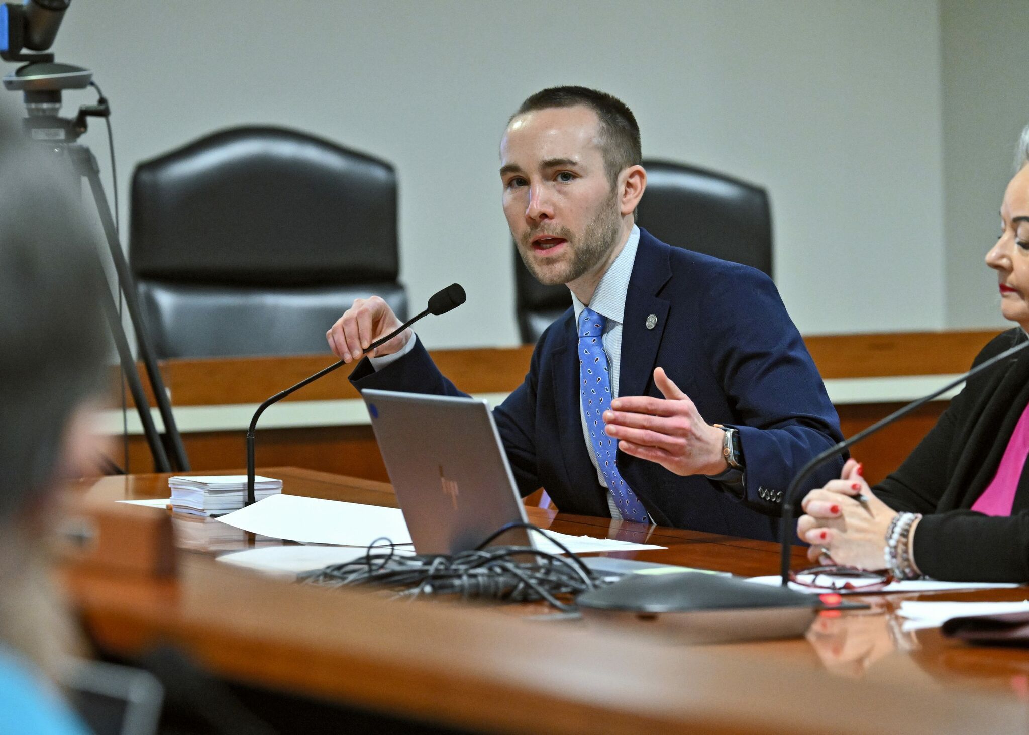 Steelers LB TJ Watt returns to practice two weeks after surgery to ...