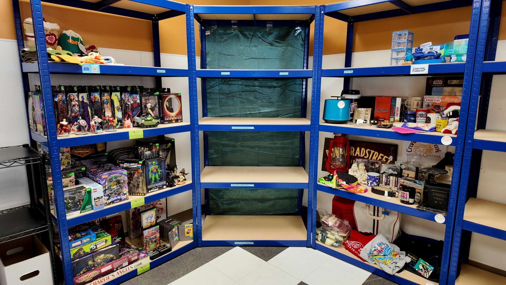 Troy's Cromulent Comics looks to power-up what a comic shop can be