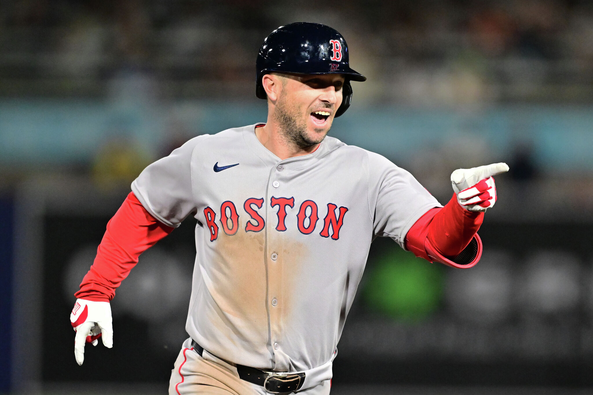 Former Astros star Alex Bregman and wife welcome birth of second child