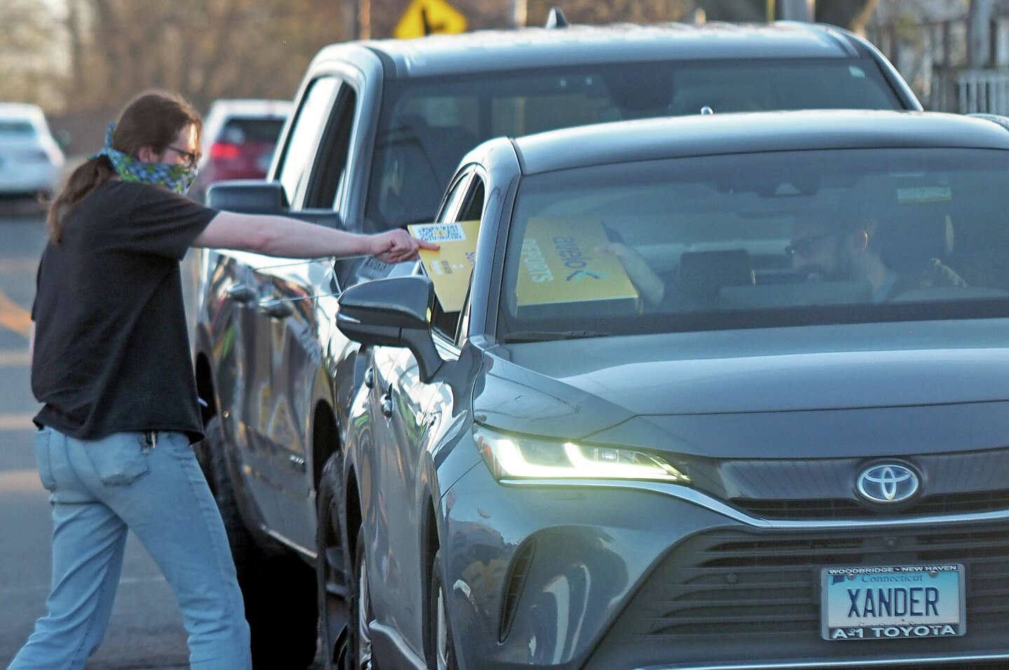 Hundreds rally in New Haven to protest Avelo ICE deportation flights