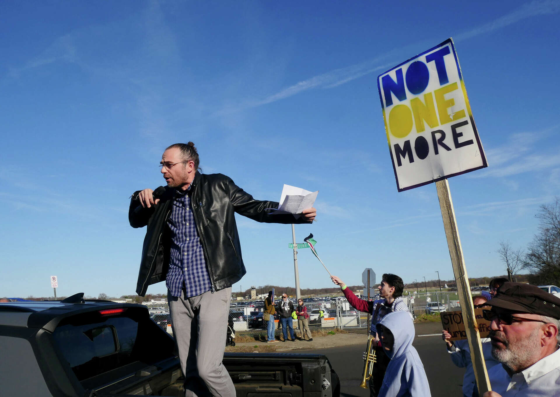 Hundreds rally in New Haven to protest Avelo ICE deportation flights