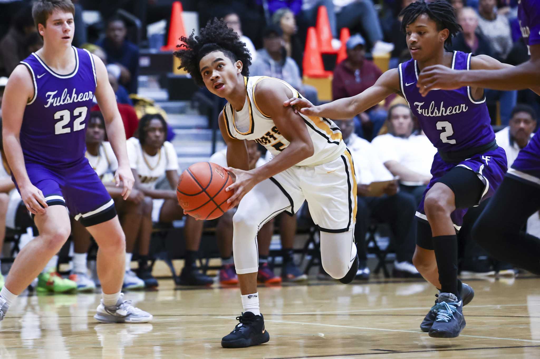 Lamar men's basketball signs Eian Lowe from Fort Bend Marshall