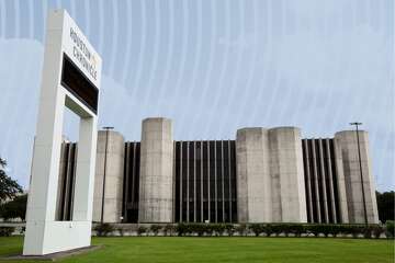 Why the Houston Post closed, and the Chronicle outlasted its rival