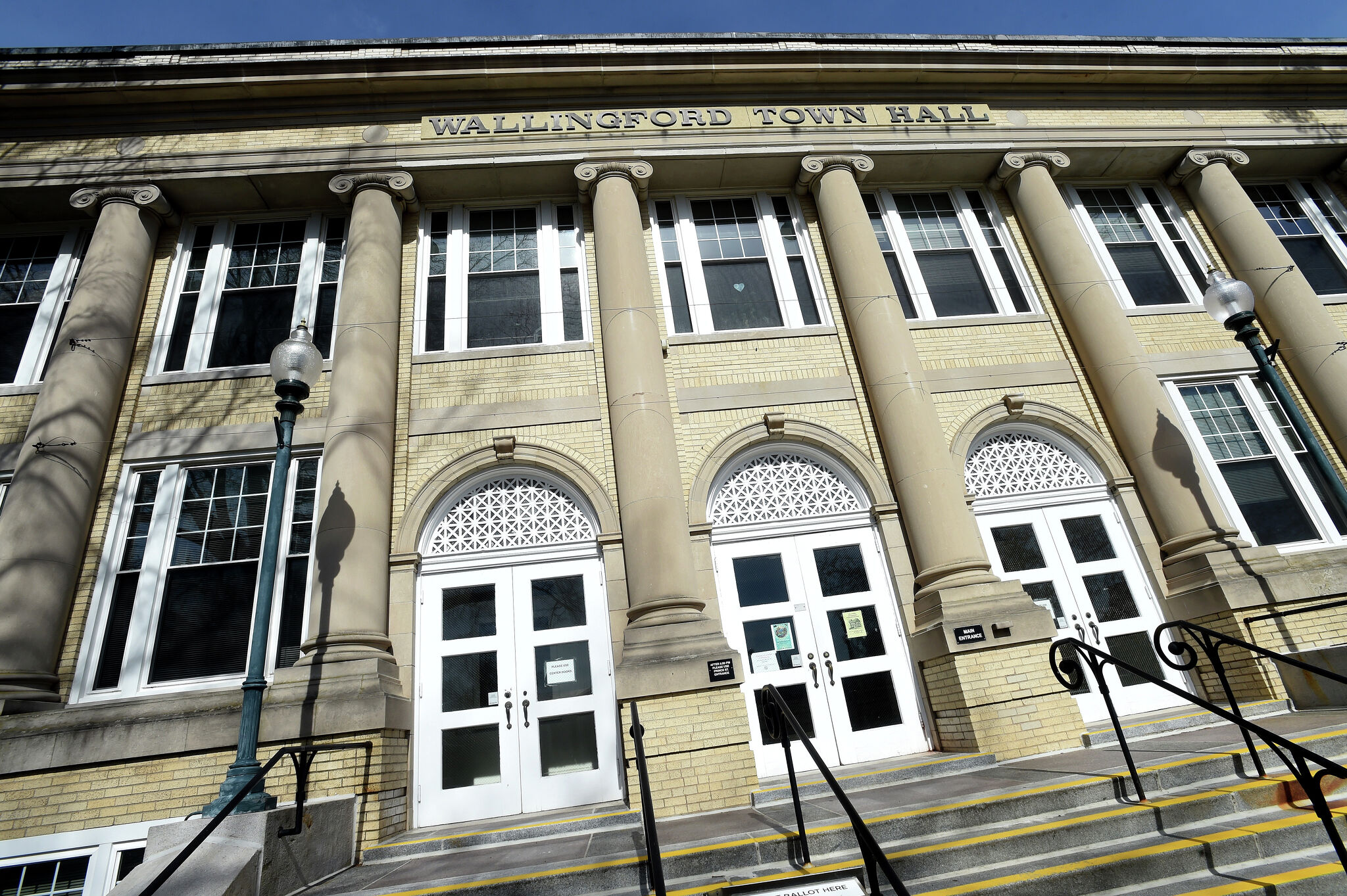 Wallingford police say violent, property crimes dropped