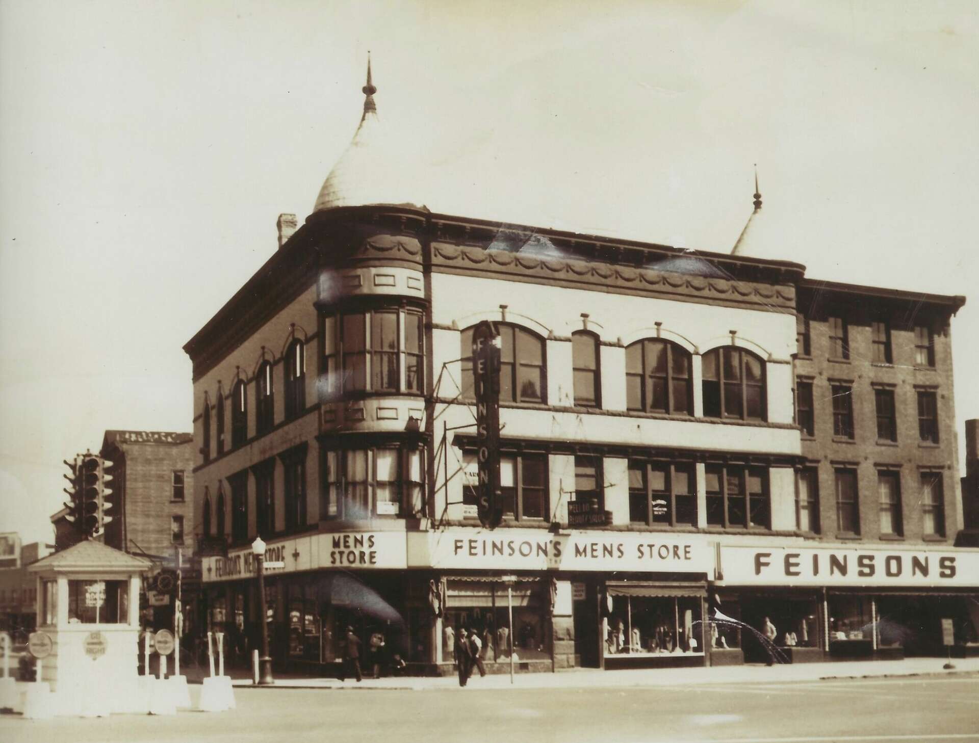 Danbury corner that was home to Feinson's will be transformed