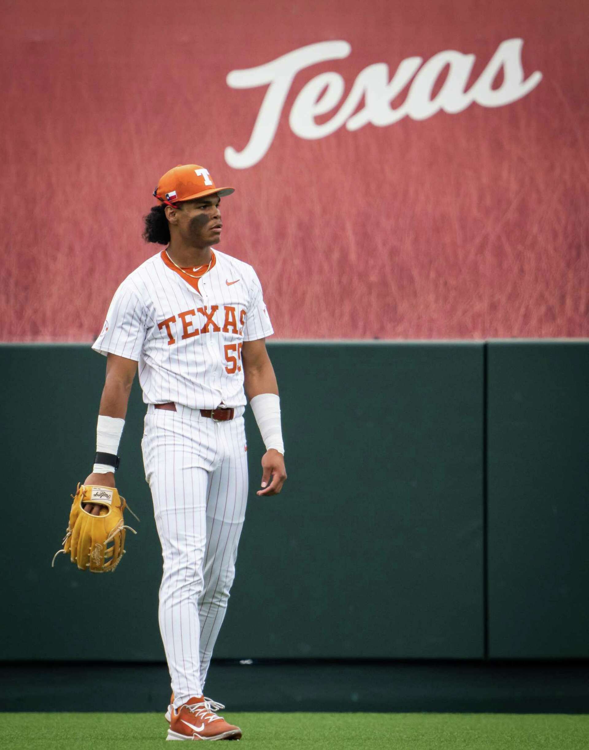 Texas baseball: Jonah Williams gets first two hits
