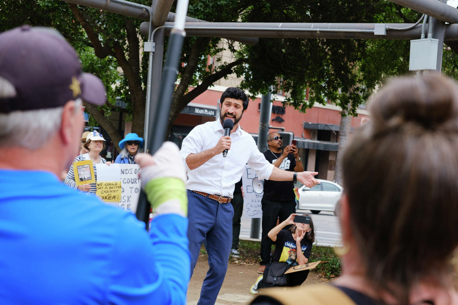 More than a 1,000 protest in San Antonio as part of 50501 movement