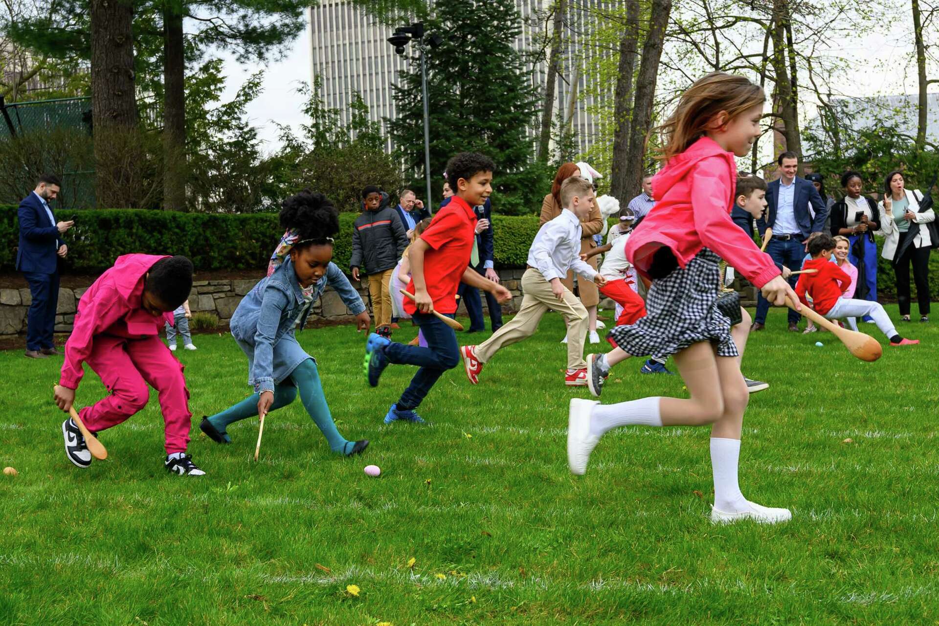 Photos: Egg roll at New York governor's mansion, sans real eggs