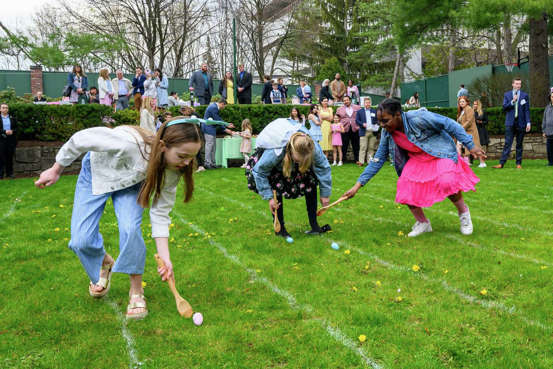 Photos: Egg roll at New York governor's mansion, sans real eggs