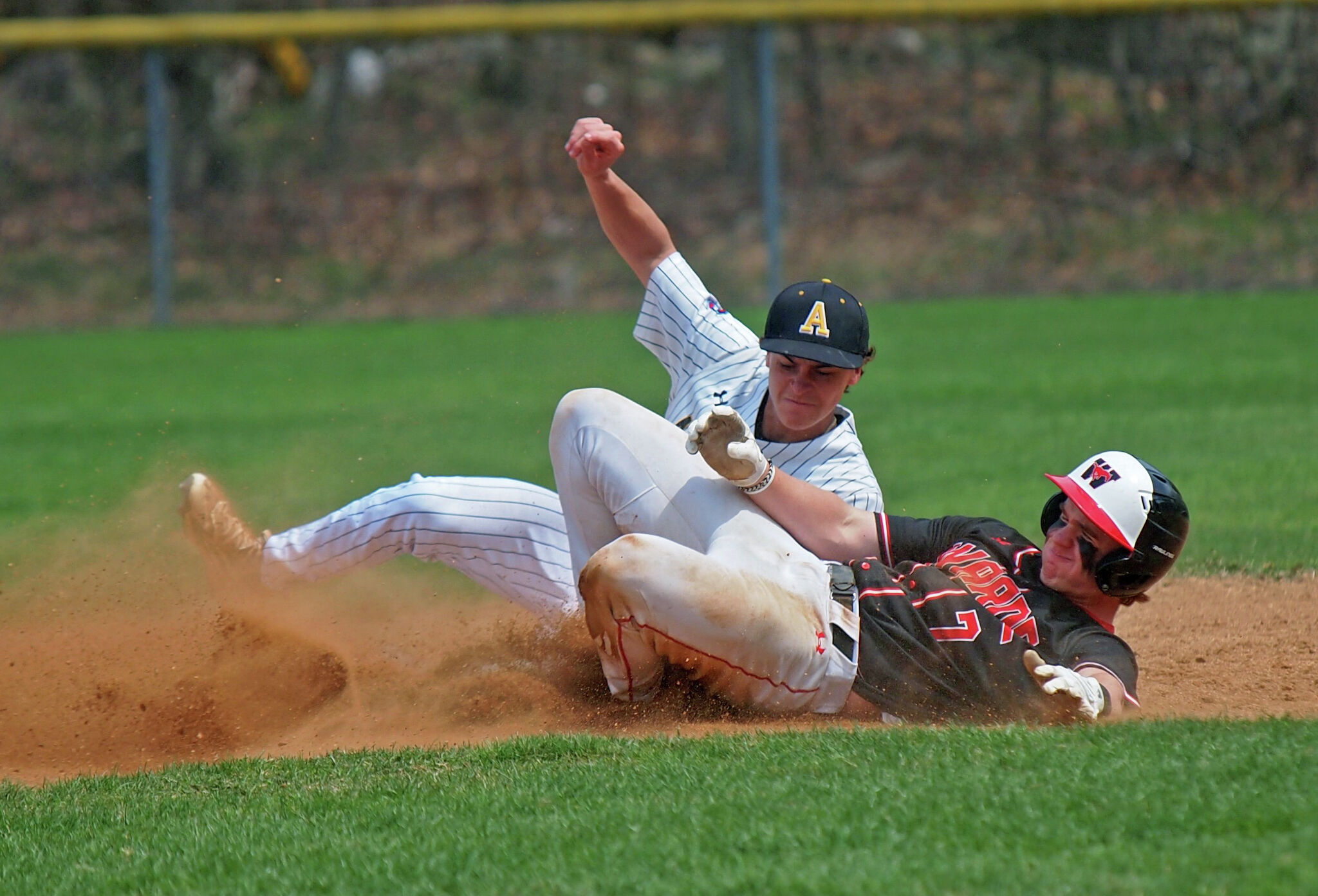 No. 9 Warde baseball homers twice, defeats No. 1 Amity
