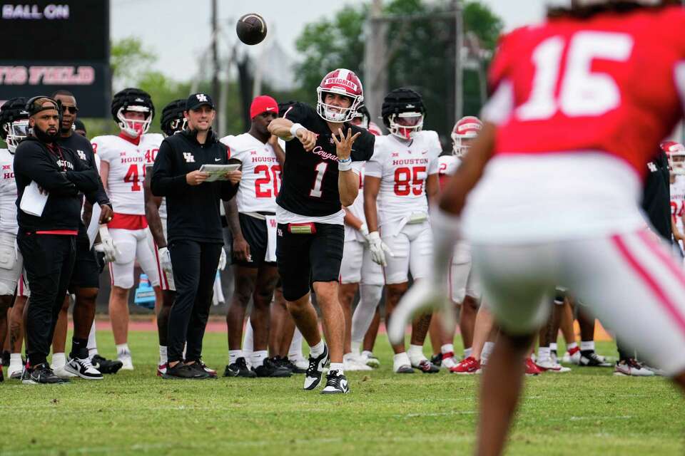 UH football: QB Conner Weigman gets a 'clean slate' with Cougars