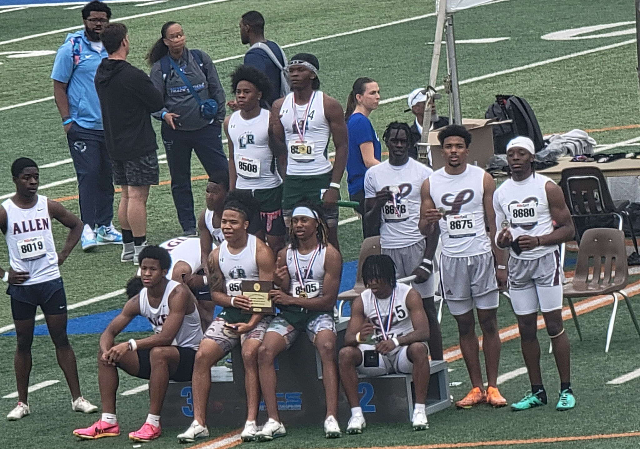 Legacy boys 800 relay qualifies for state for the first time since '06