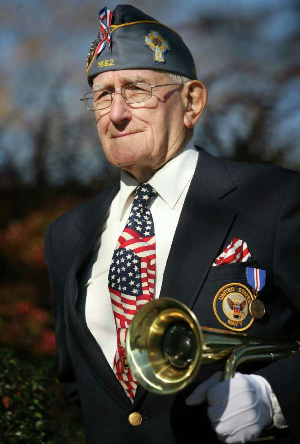 300 turn out for Veterans Day observance in Derby