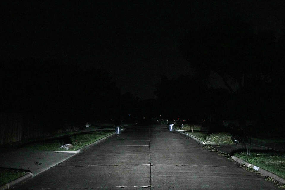 How to report a broken streetlight in Houston