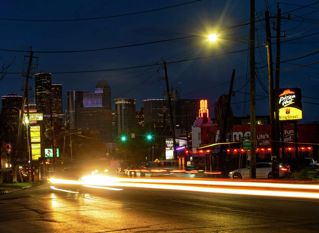 How to report a broken streetlight in Houston