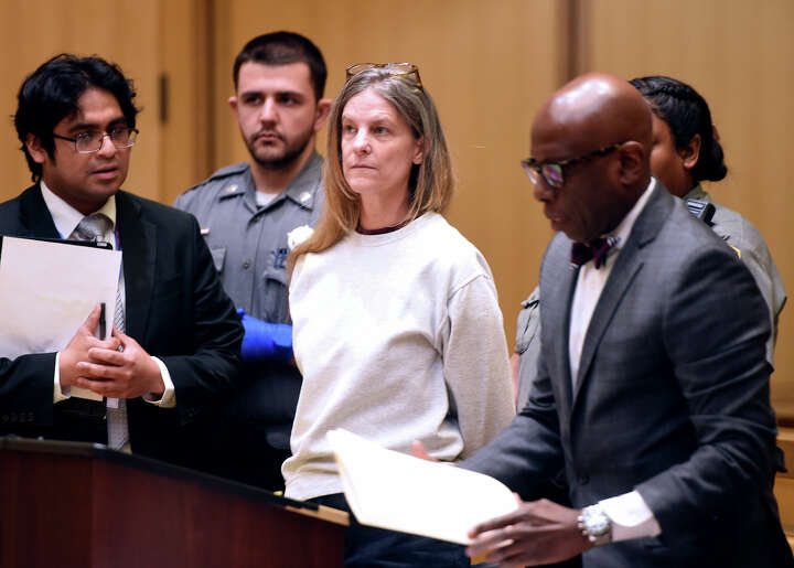 Michelle Troconis' contempt charges from Dulos case dismissed