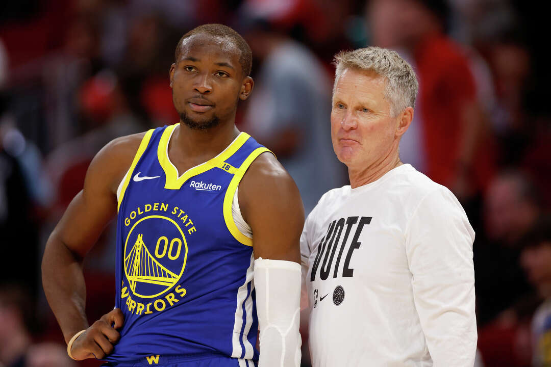 'Out of the rotation, period': Warriors seem firm on Kuminga benching