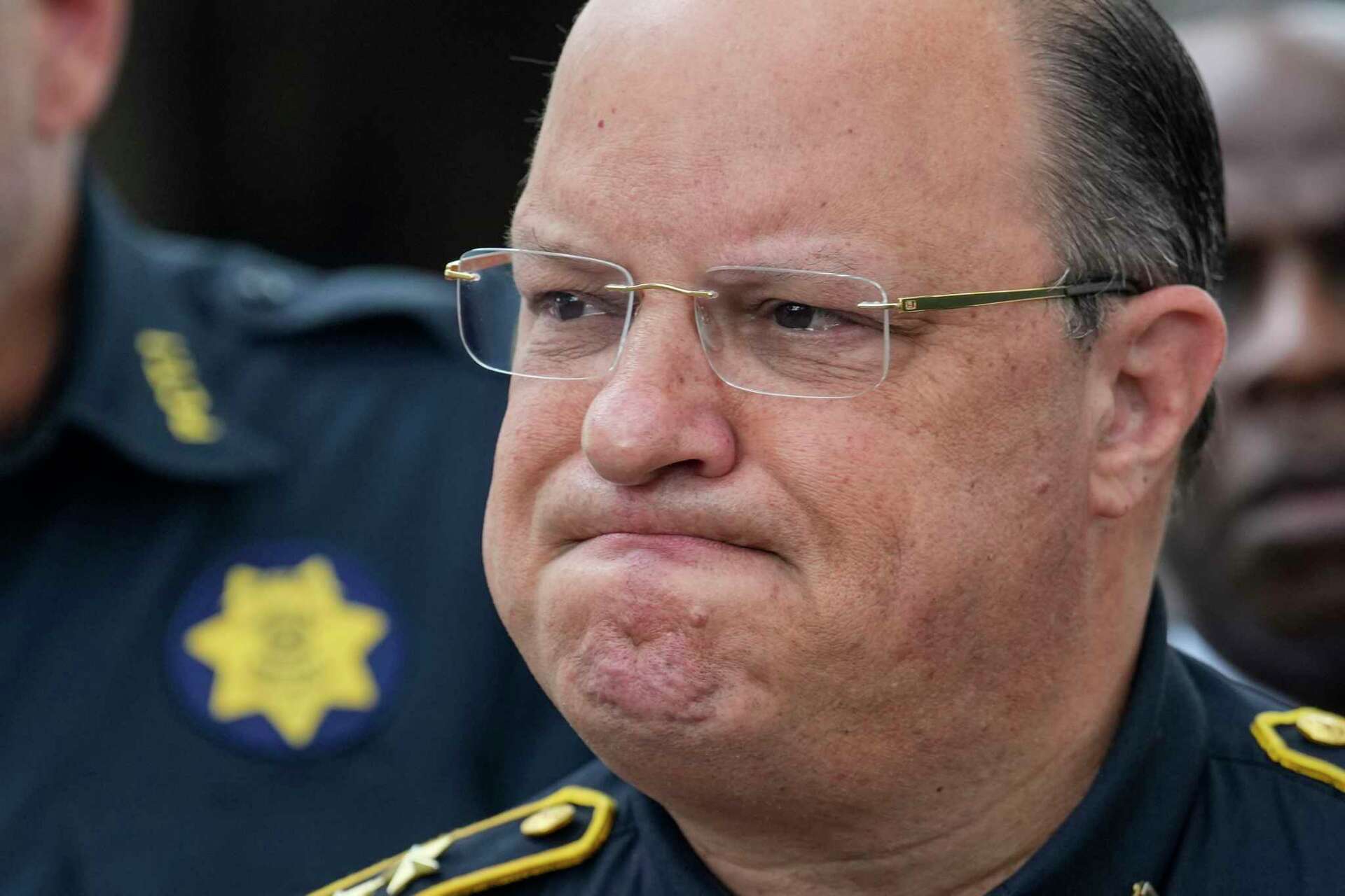 Man accused in downtown Houston courthouse shootout is identified