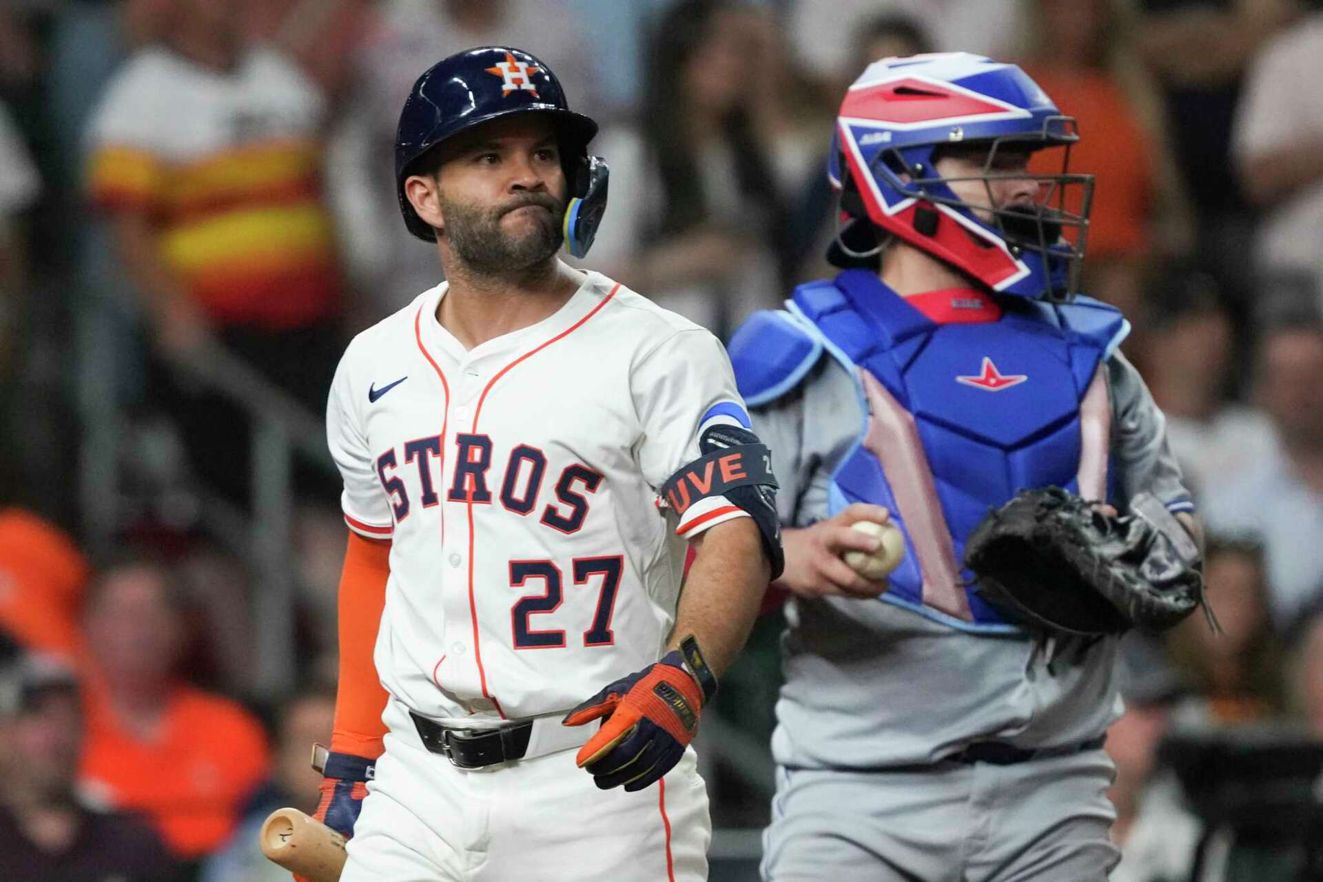 Houston Astros beat Toronto Blue Jays again, get back over. 500 mark