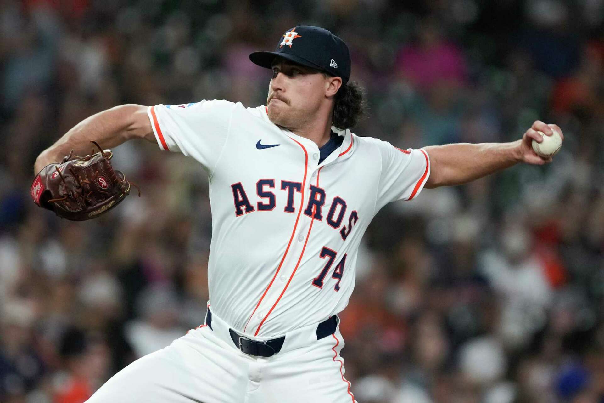 Houston Astros beat Toronto Blue Jays again, get back over. 500 mark