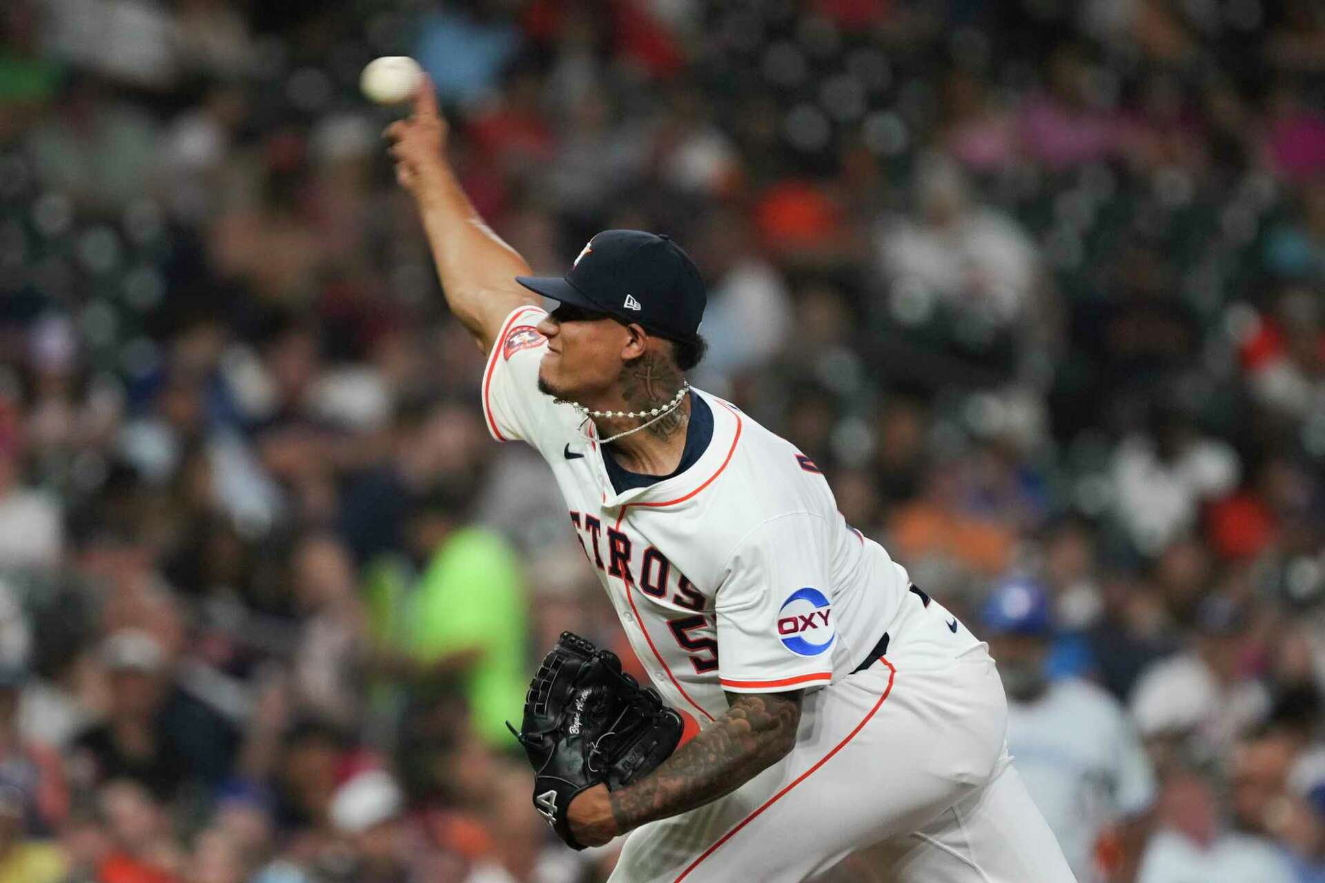 Houston Astros beat Toronto Blue Jays again, get back over. 500 mark