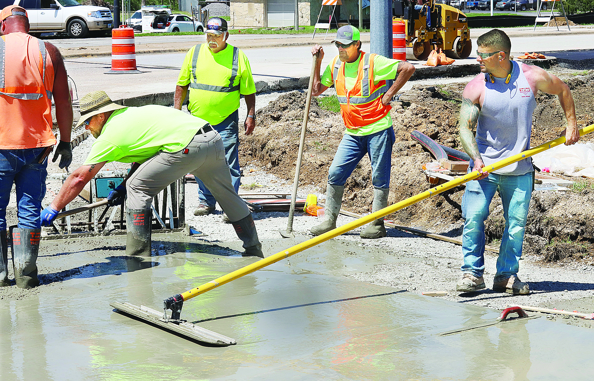 New turn lane construction starts at College Ave and Fosterburg Road