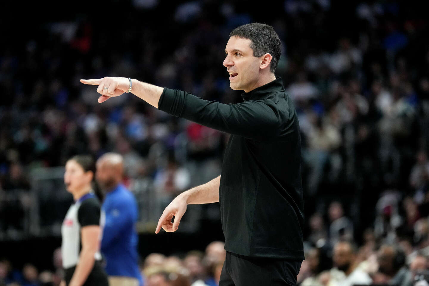 Former UConn manager Mark Daigneault best coach in NBA, players say
