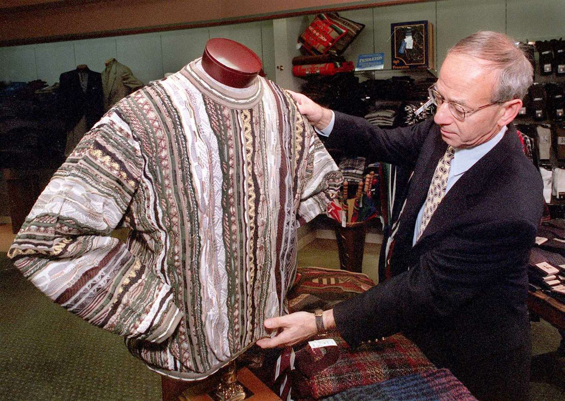 Danbury corner that was home to Feinson's will be transformed