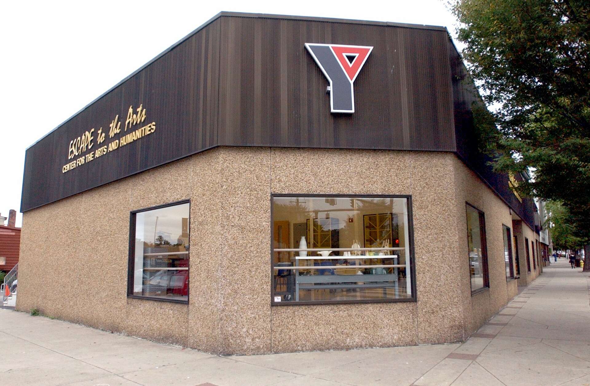 Danbury corner that was home to Feinson's will be transformed